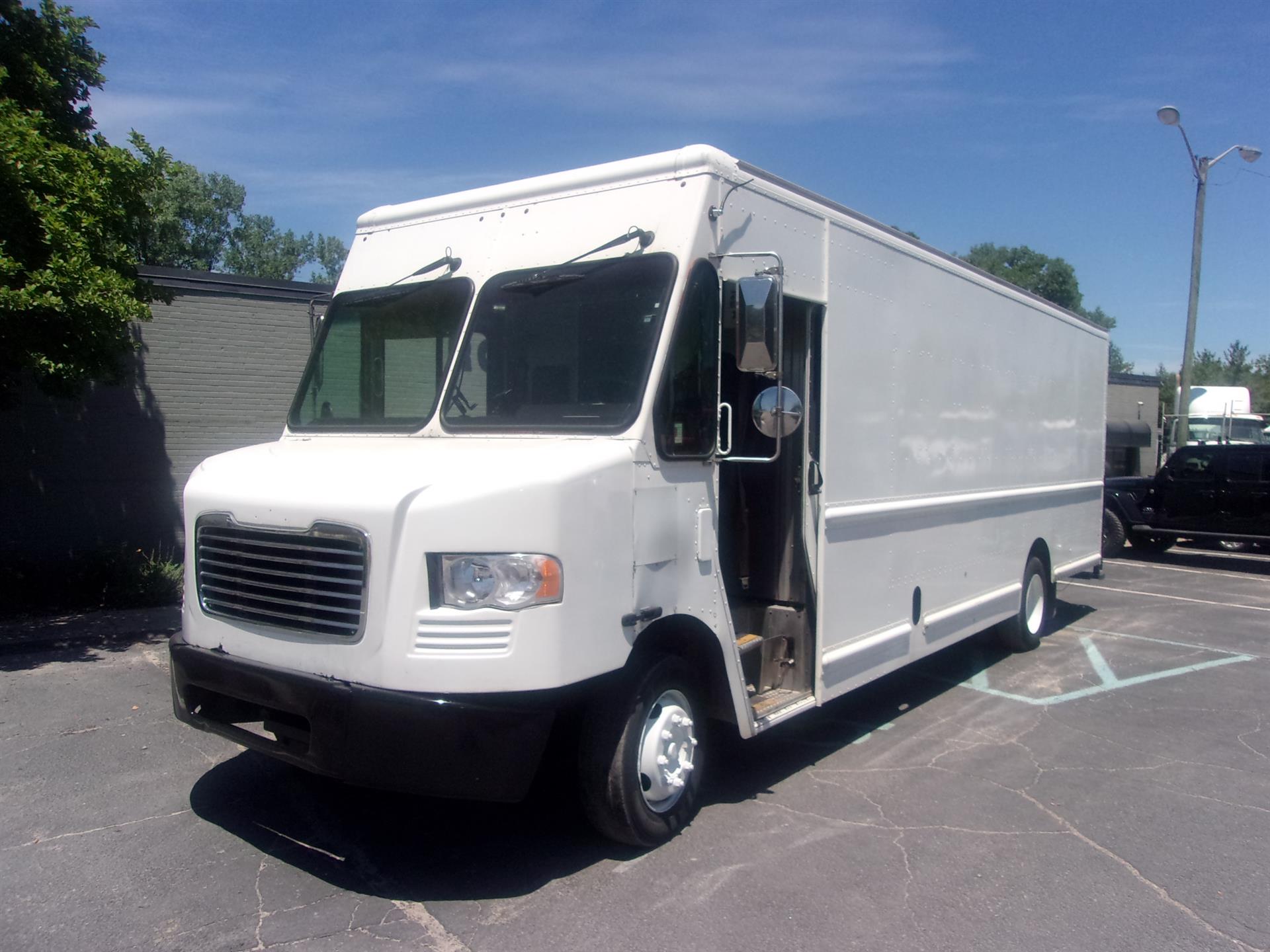 2012 Freightliner MT55