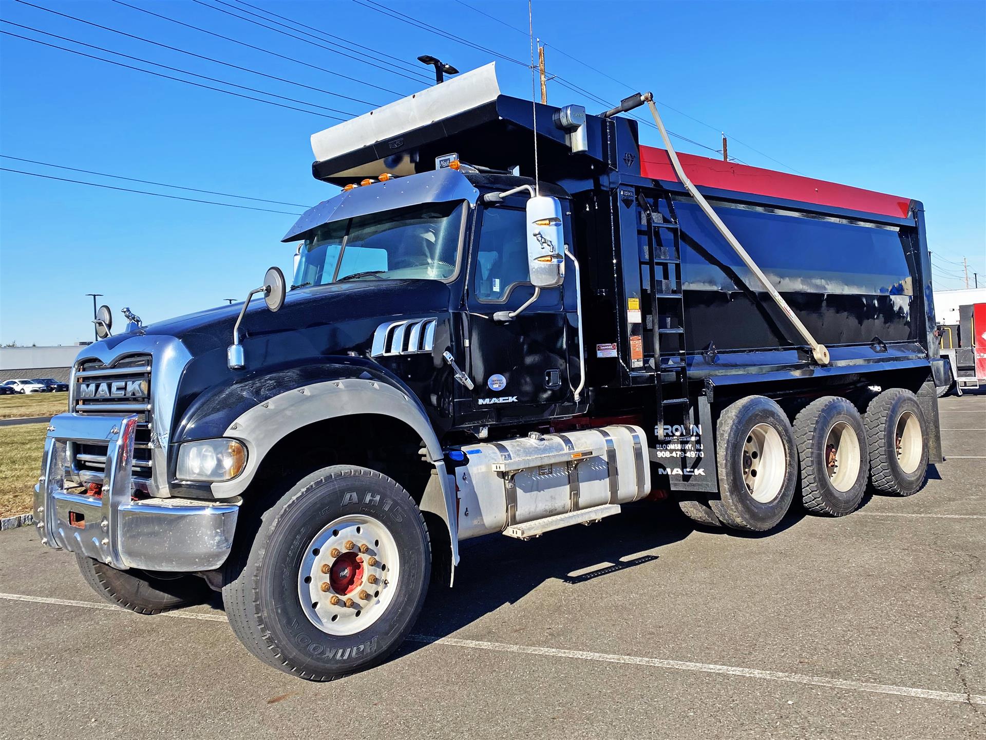 Mack GU713 Trucks For Sale