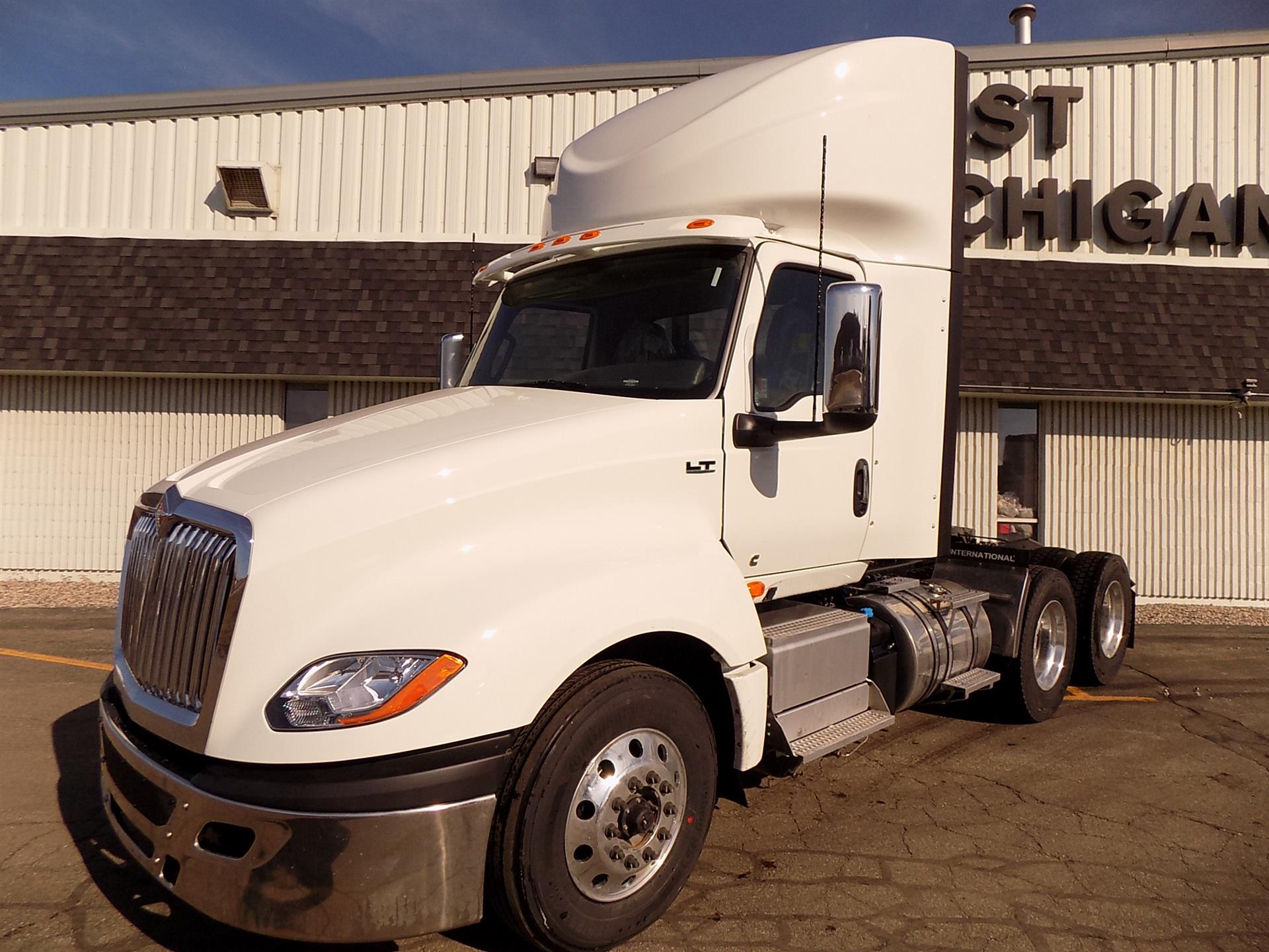 International LT625 Semi Trucks For Sale
