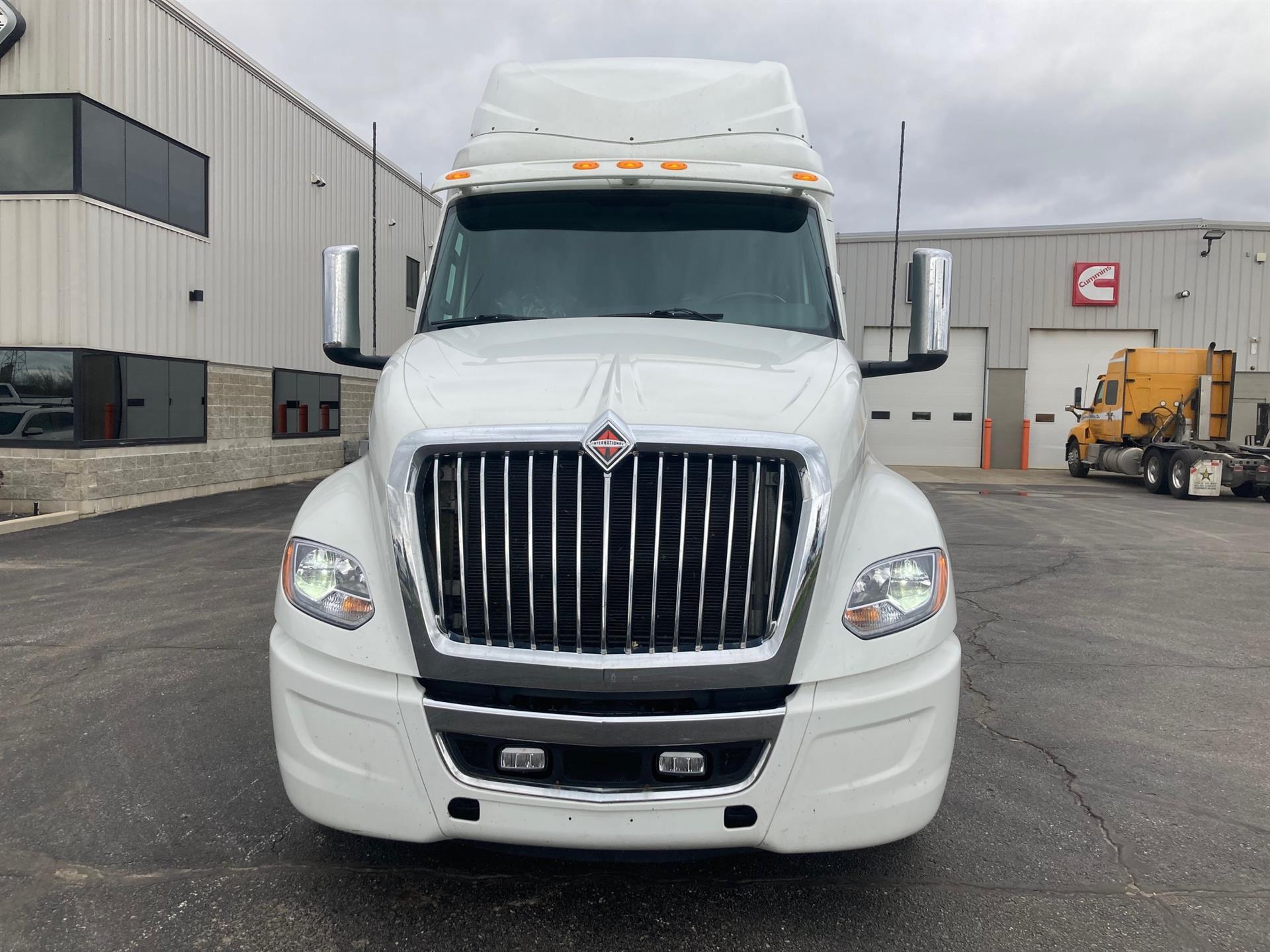 2020 International LT625