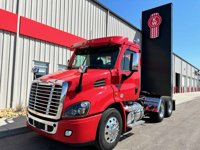 Freightliner CA113DC Trucks For Sale