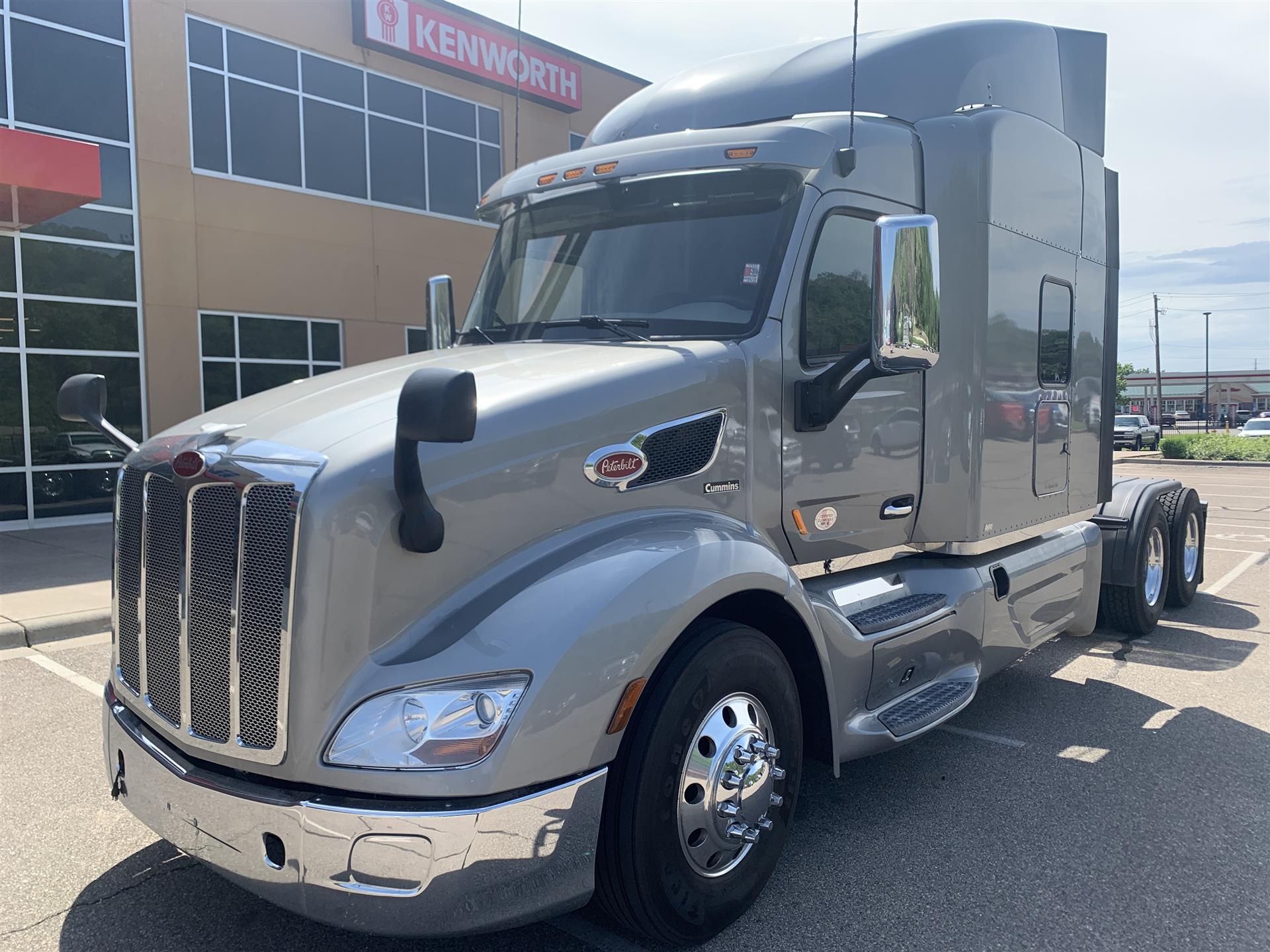 Peterbilt 579 Semi Trucks For Sale