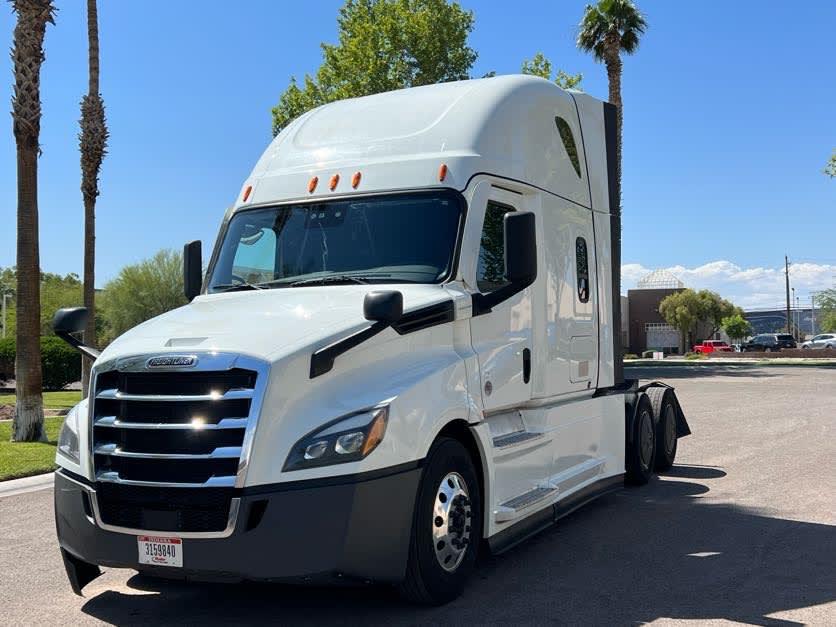 Freightliner NEW CASCADIA PX12664 Semi Trucks For Sale