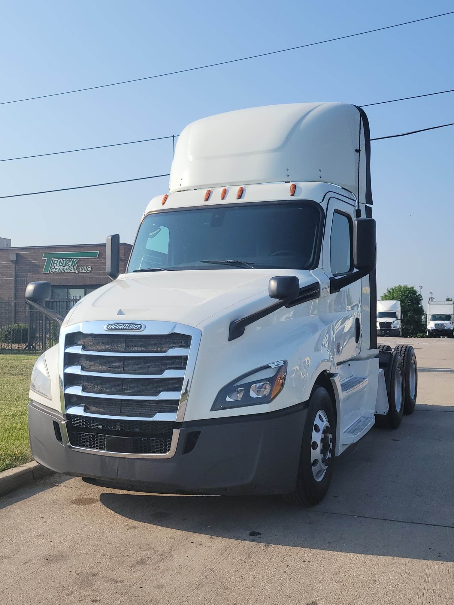 Freightliner CASCADIA 113 Trucks For Sale