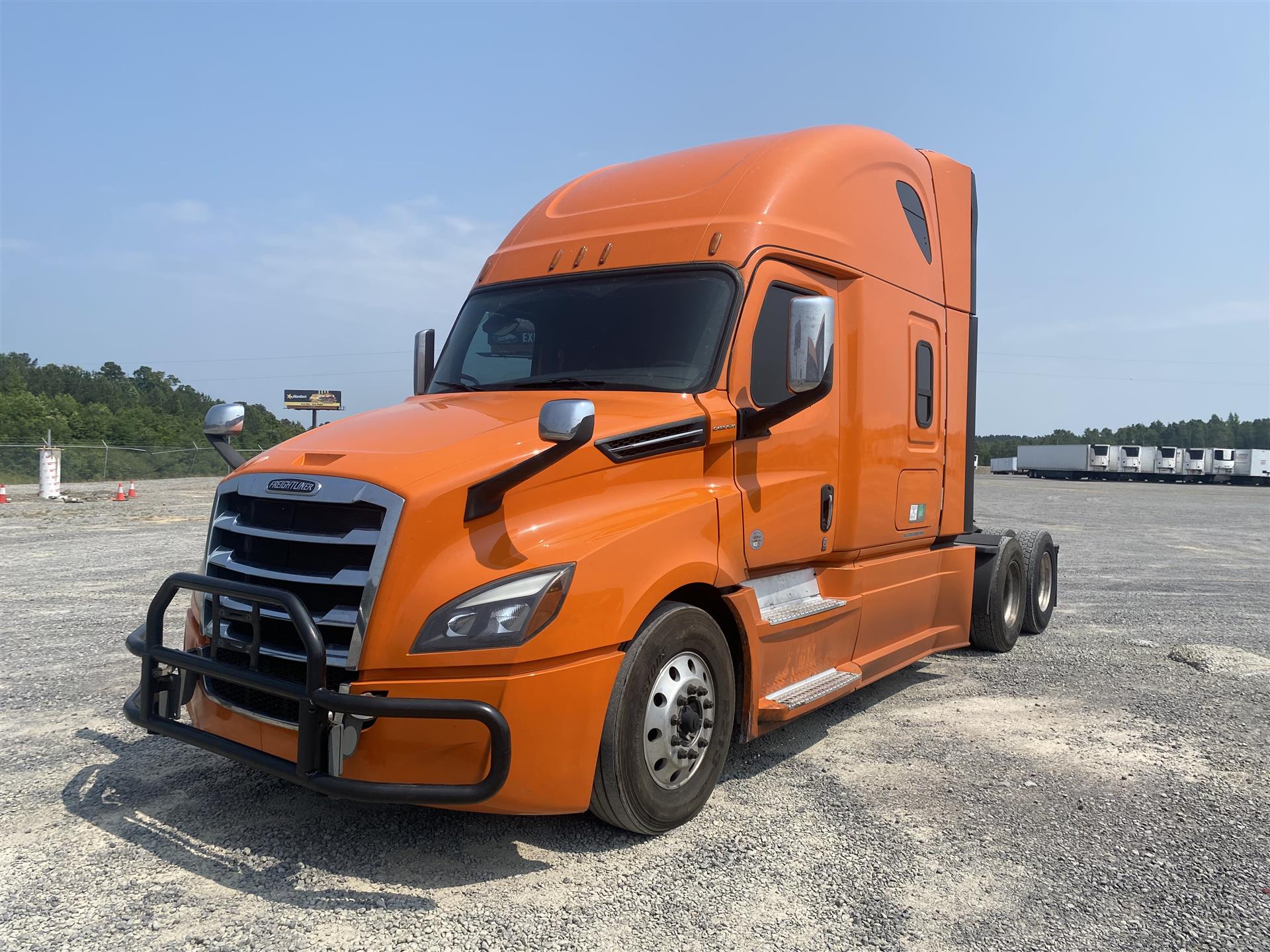 freightliner-cascadia126-trucks-for-sale