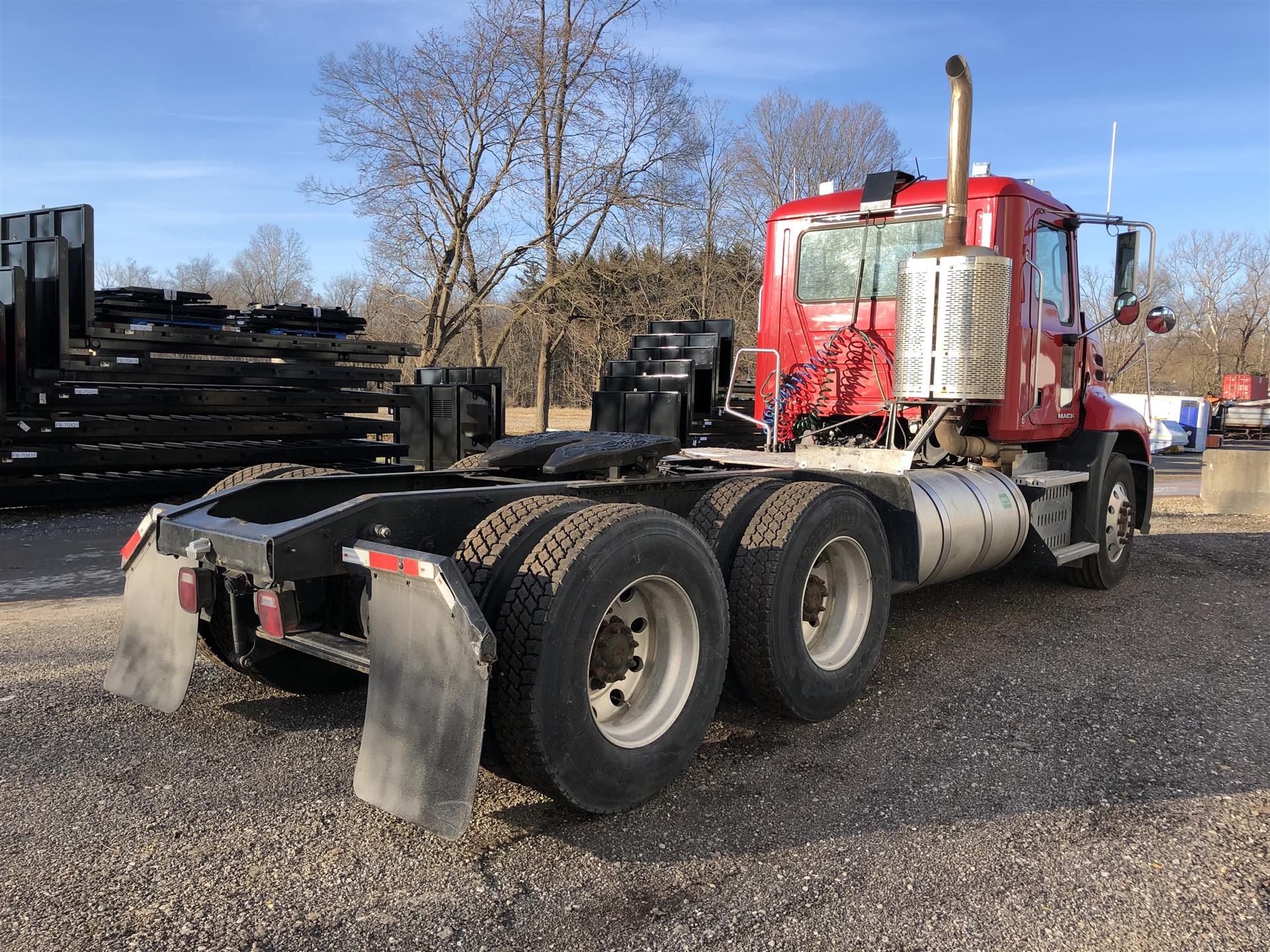 2014 Mack- CXU613 - Robertson Truck Group