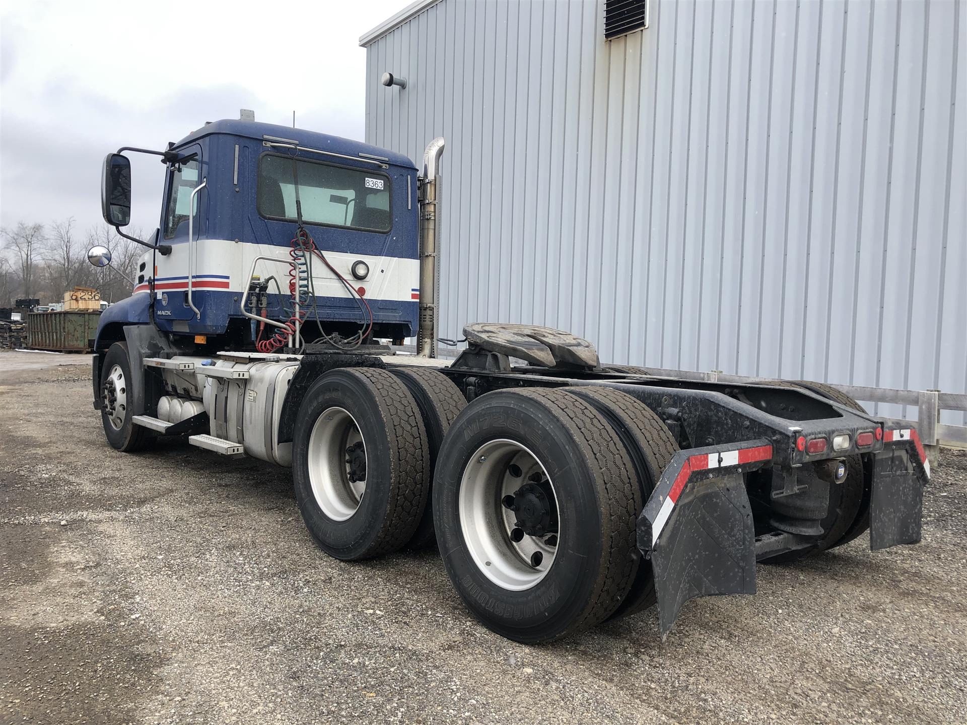 2013 Mack- CXU613 - Robertson Truck Group