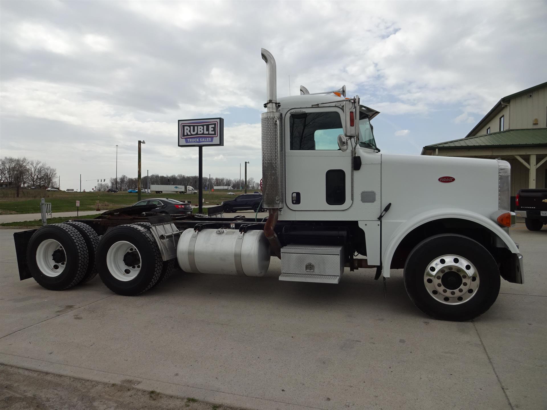 Peterbilt 378 Semi Trucks For Sale