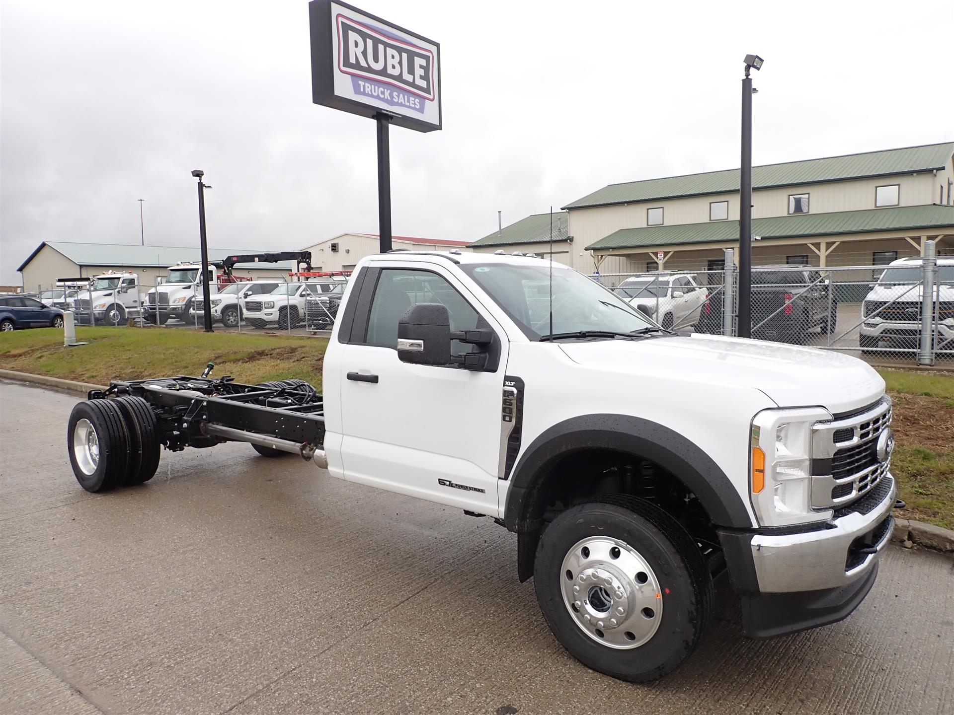 Ford F600 XLT Trucks For Sale