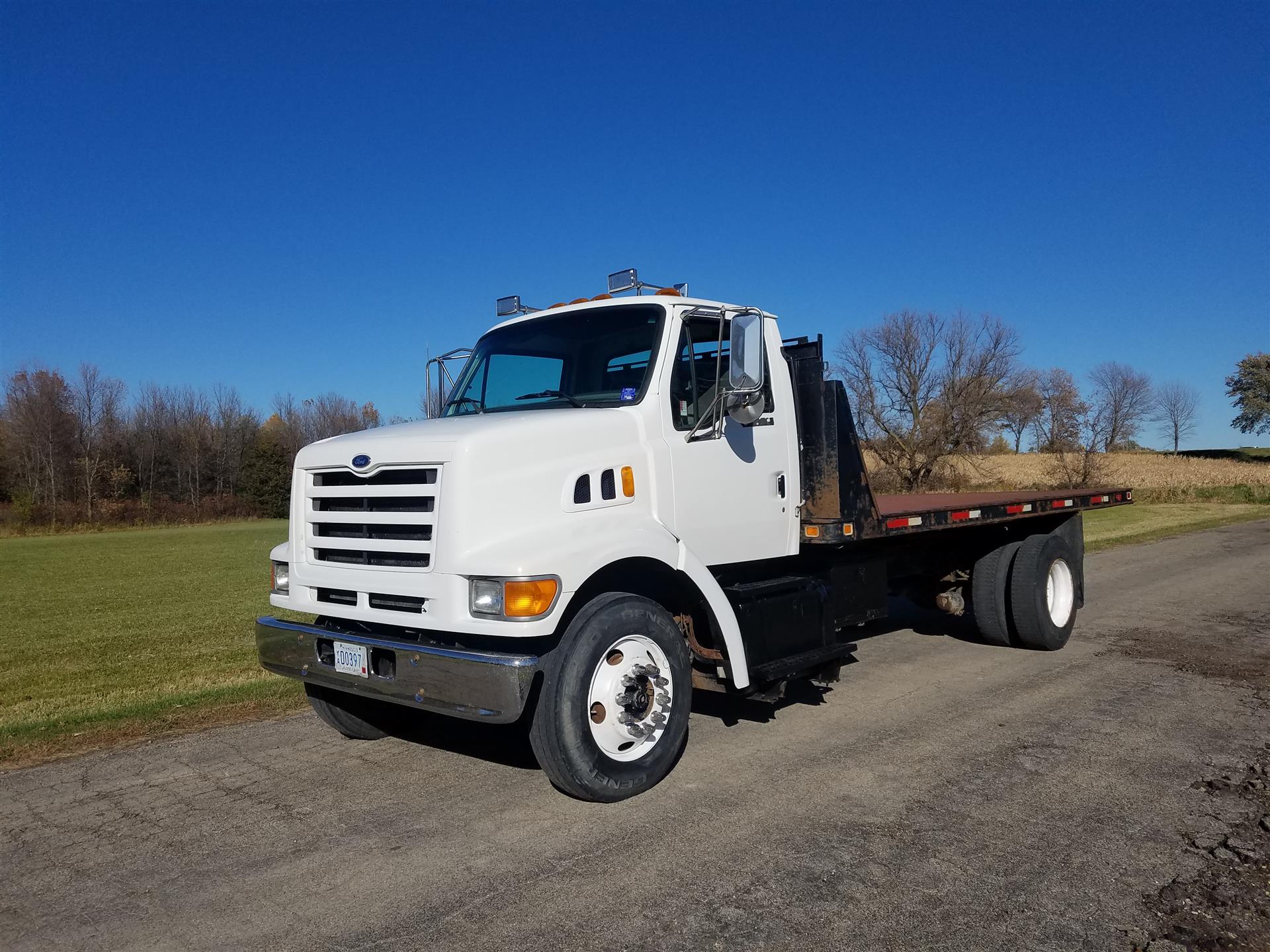 Ford L8000 Semi Trucks For Sale