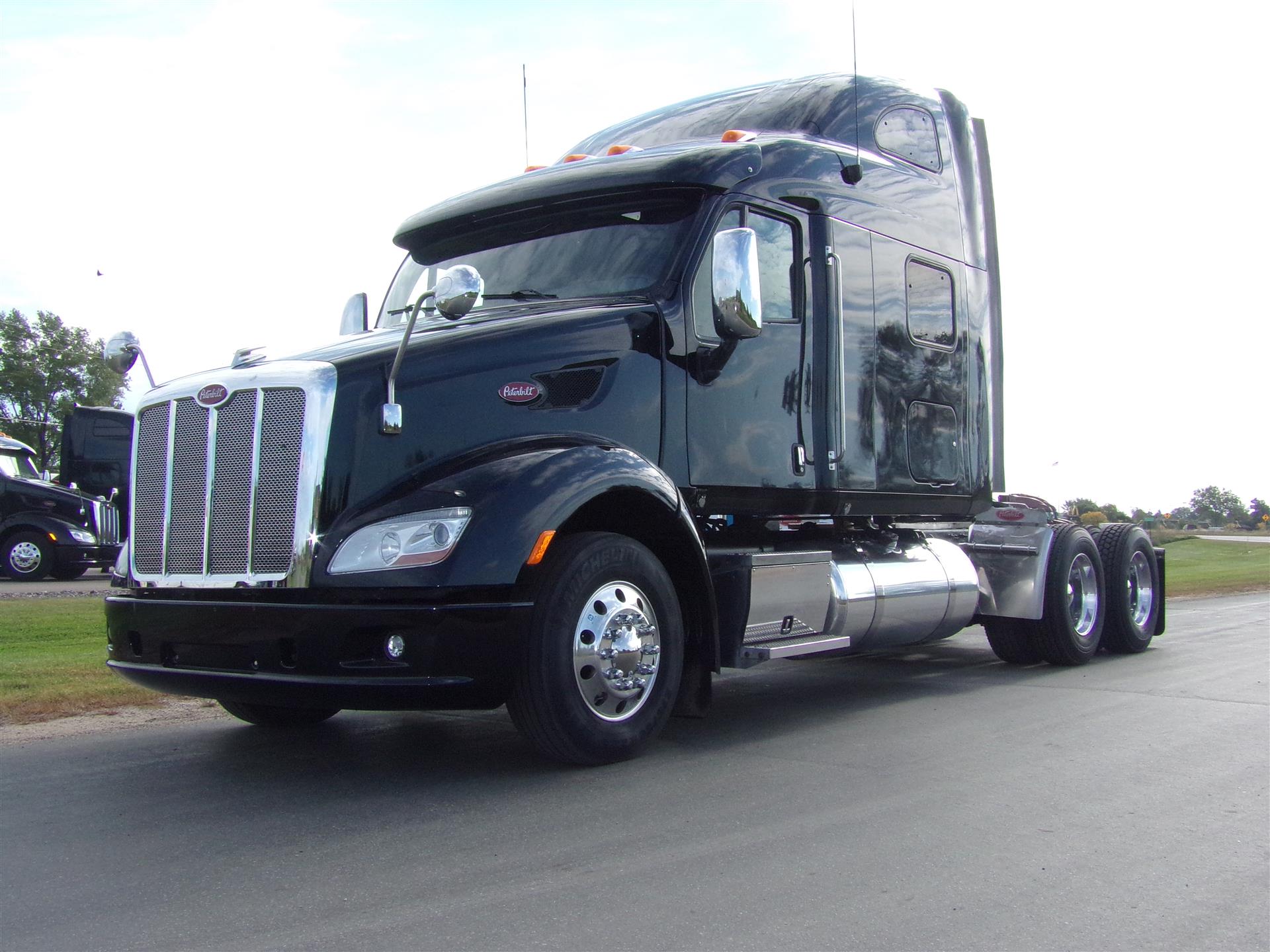 We Have a Large Selection of Used Semi-trucks For Sale | Allstate ...