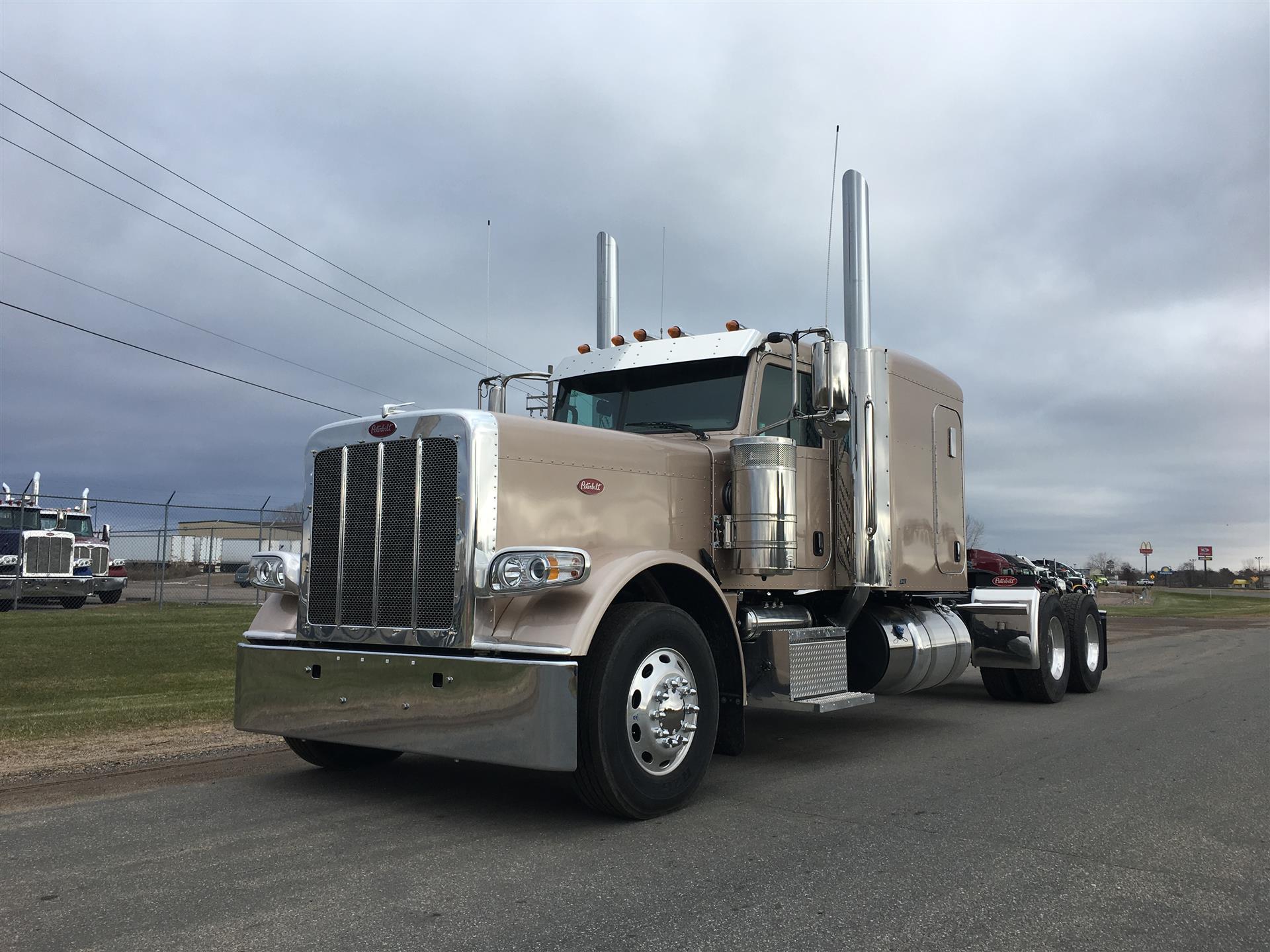 Peterbilt 389